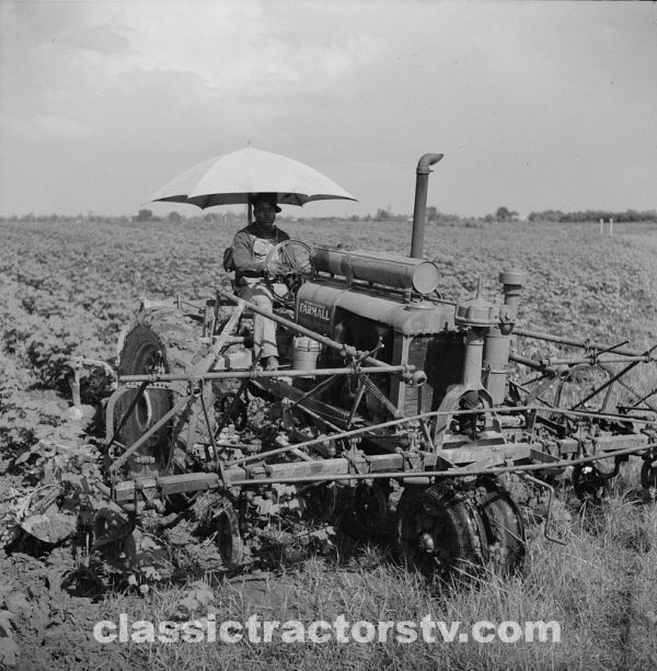 International Harvester – Classic Tractor Fever TV