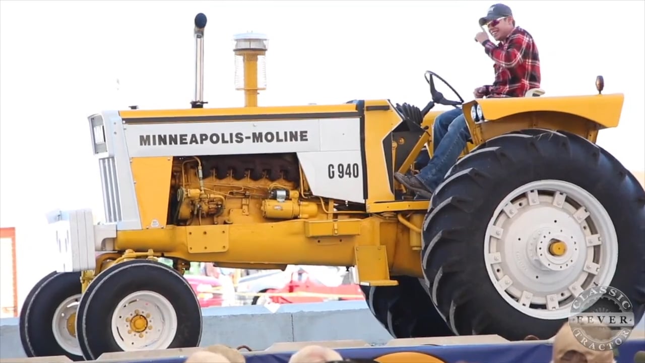 Season 3 - Episode 8 – Classic Tractor Fever TV