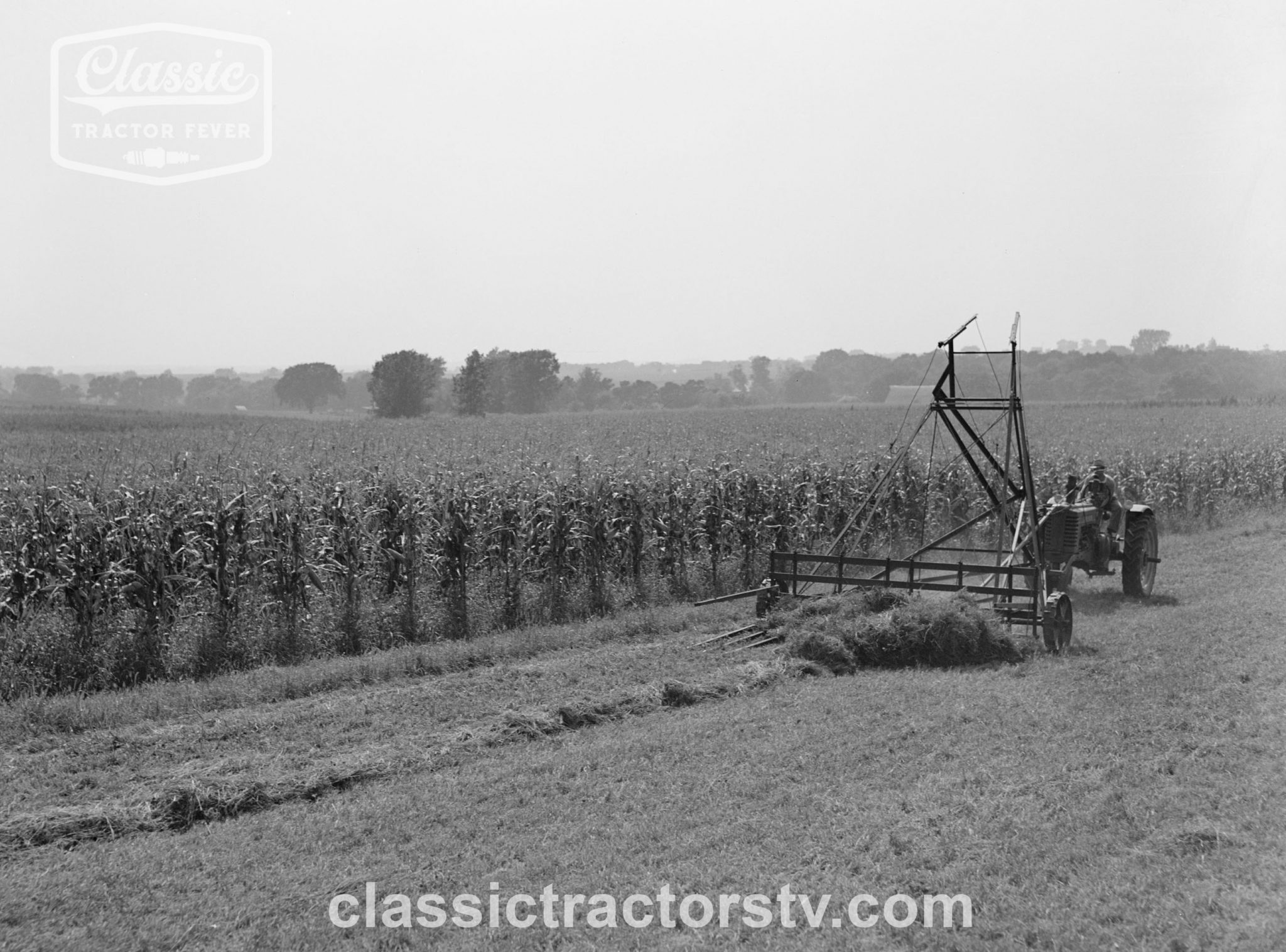 What's A Jayhawk Hay Stacker? – Classic Tractor Fever TV