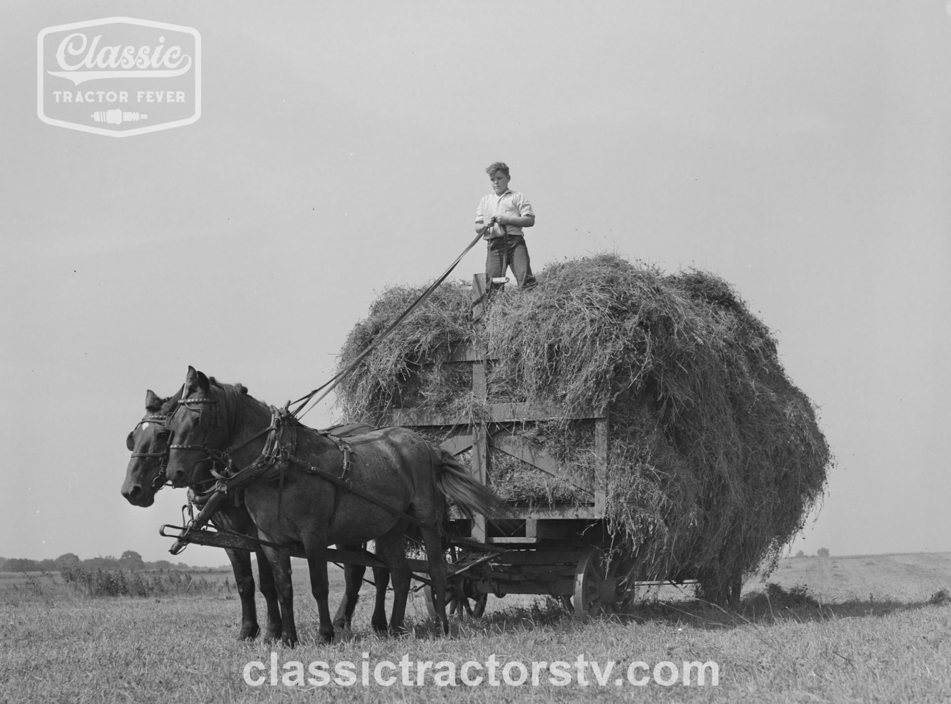 What's A Jayhawk Hay Stacker? – Classic Tractor Fever TV