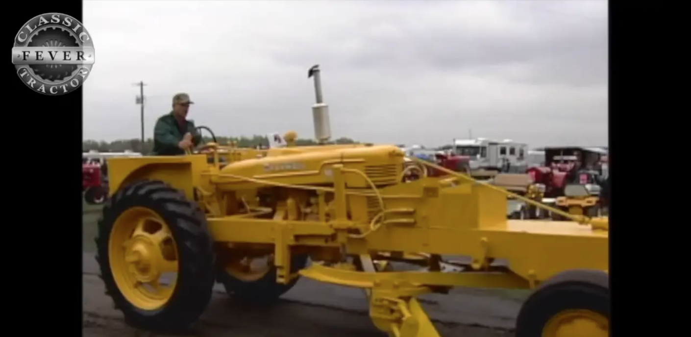 Farmall M M-B (Meili-Blumberg) Road Grader – Classic Tractor Fever TV