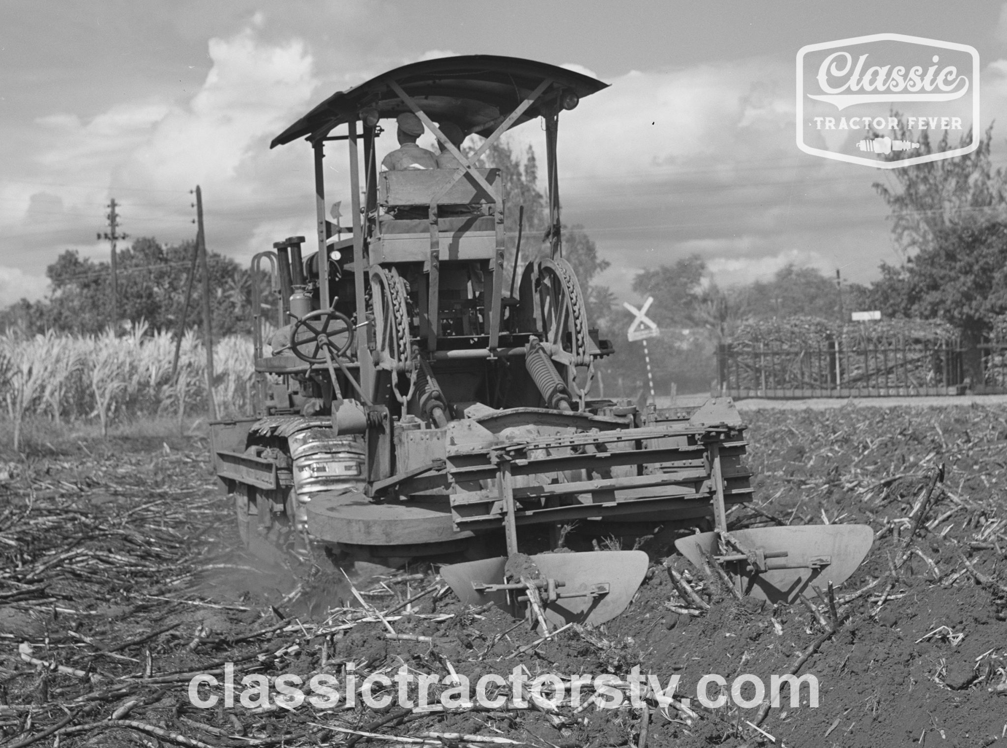 What's A Fowler Gyrotiller? – Classic Tractor Fever TV