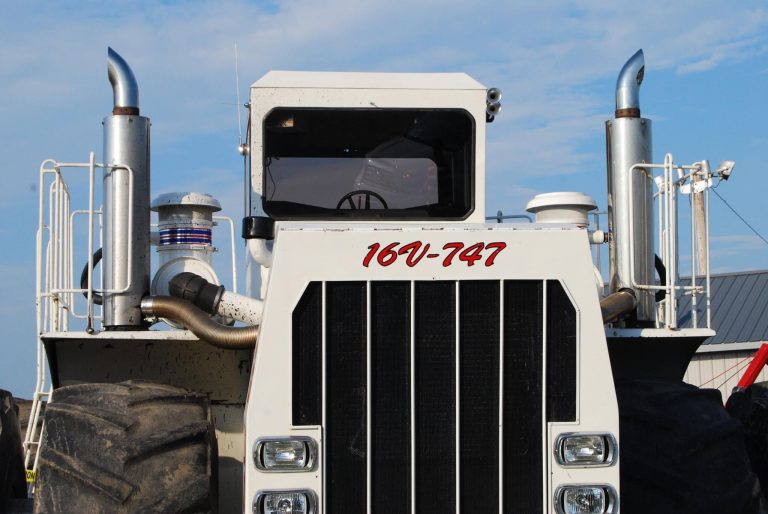 Top 10 Four Wheel Drive Classic Tractors – Classic Tractor Fever TV