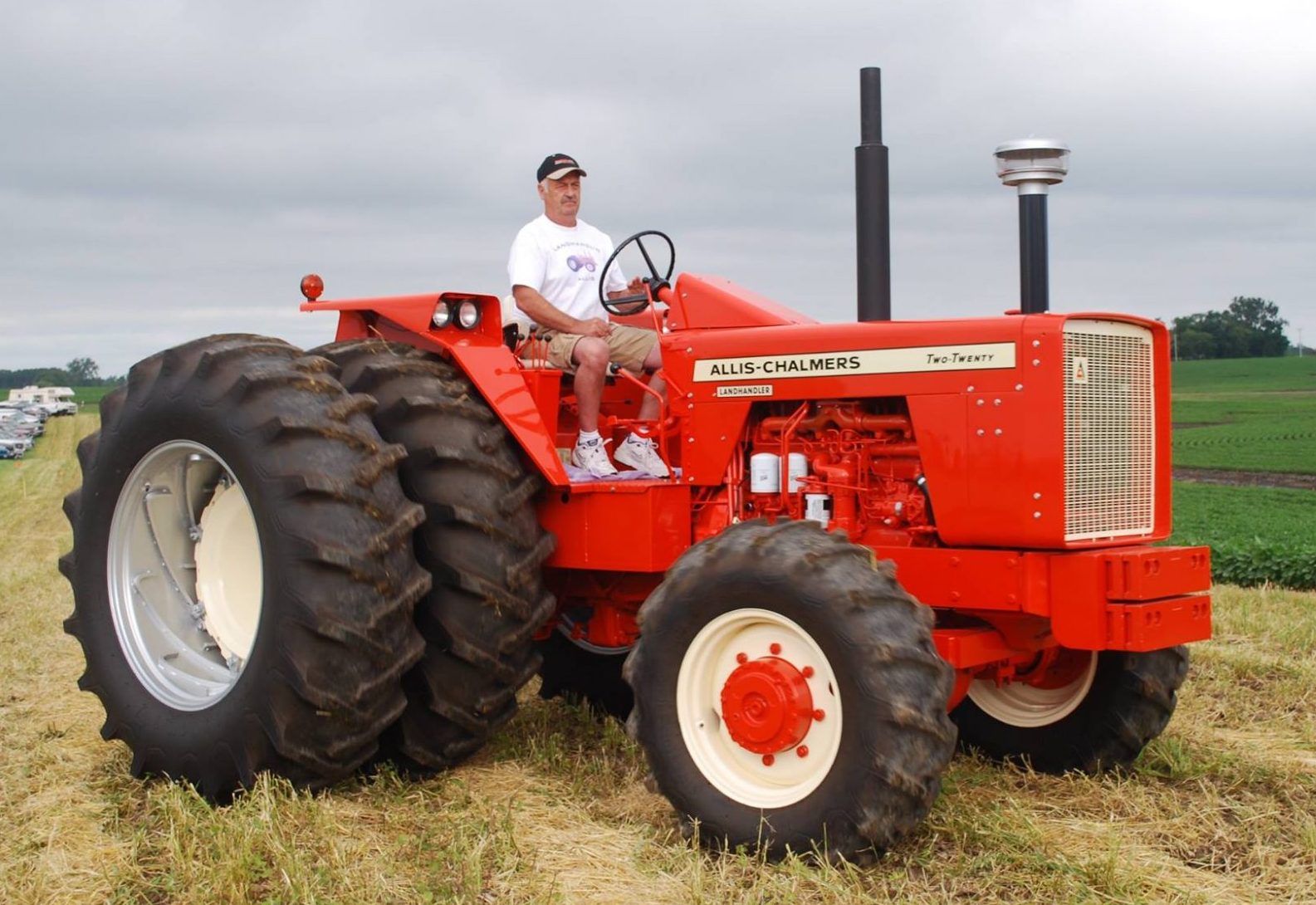 Top Ten Front Wheel Assist Classic Tractors – Classic Tractor Fever TV