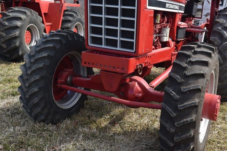 Top Ten Front Wheel Assist Classic Tractors – Classic Tractor Fever TV