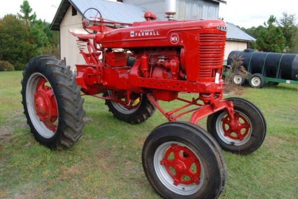 The Five Farmall M Variations Collectors Want – Classic Tractor Fever TV