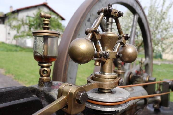 1880 Lenoir Four-Stroke Engine Sells For Six Figures – Classic Tractor ...