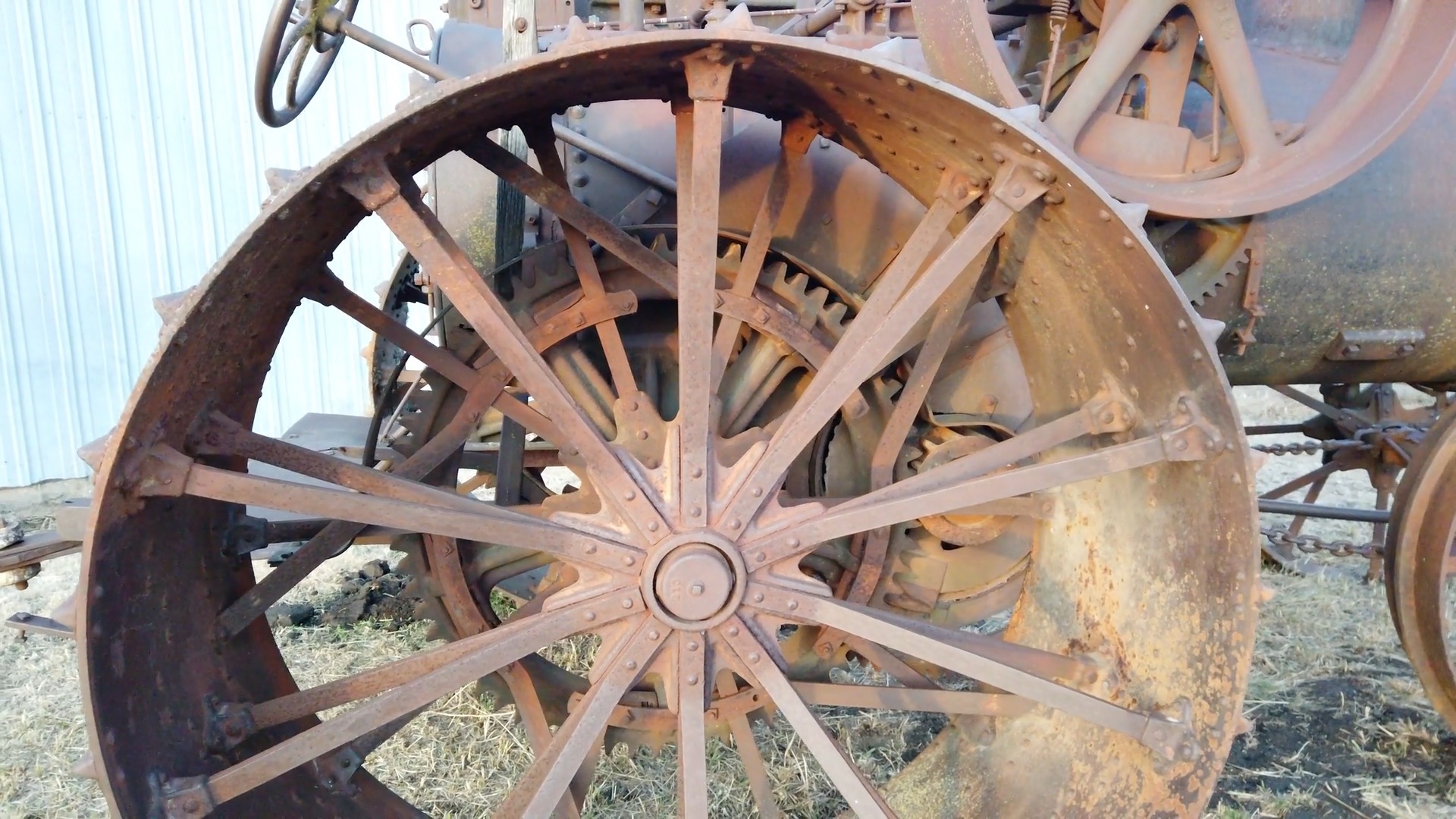 Not Your Average Avery Steam Engine – Classic Tractor Fever TV