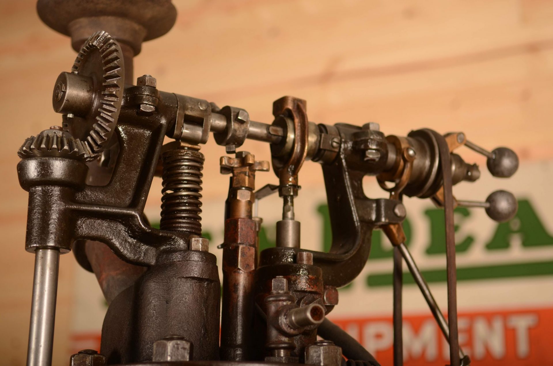 The Top Five Most Expensive Antique Engines – Classic Tractor Fever TV