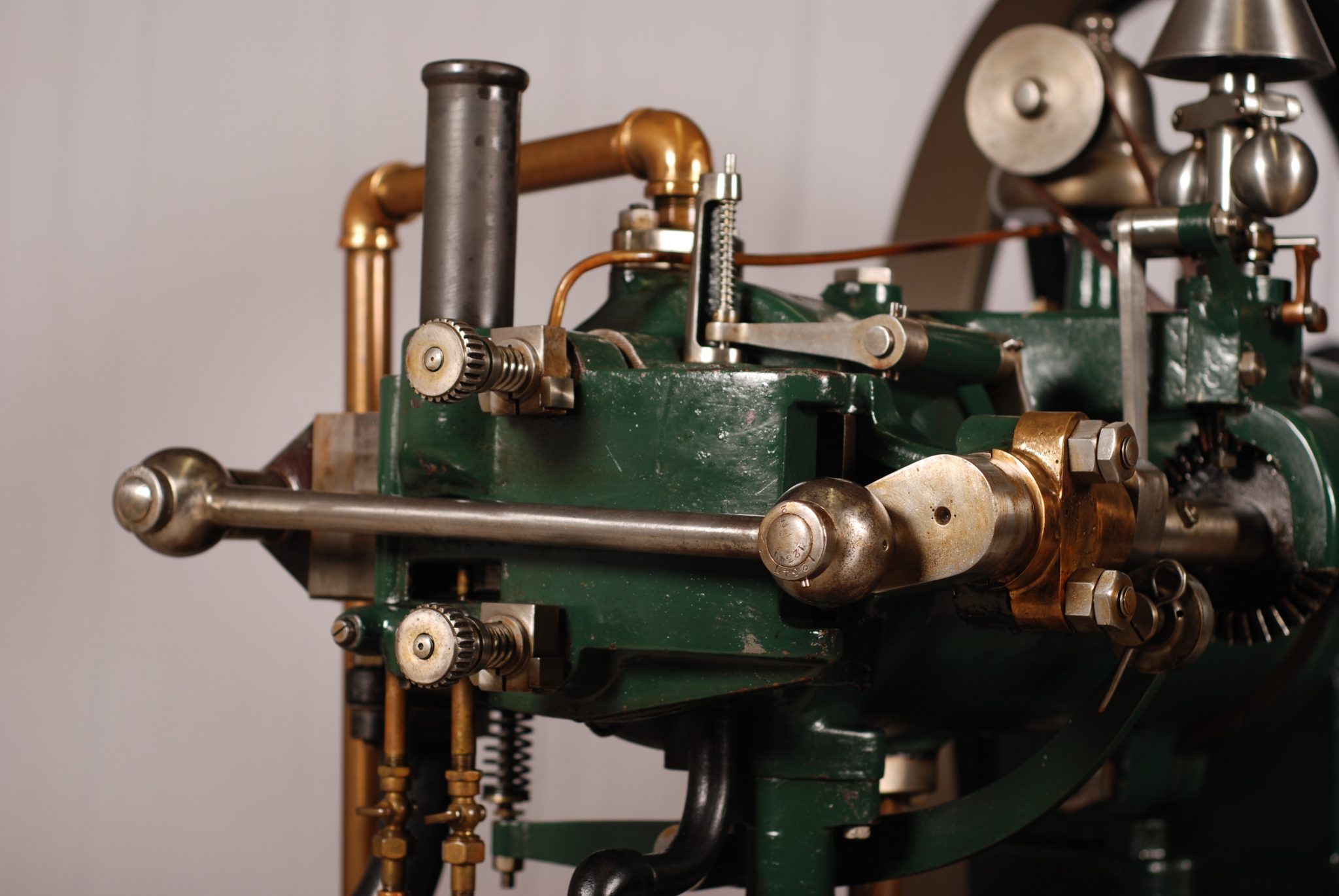 The Top Five Most Expensive Antique Engines – Classic Tractor Fever TV