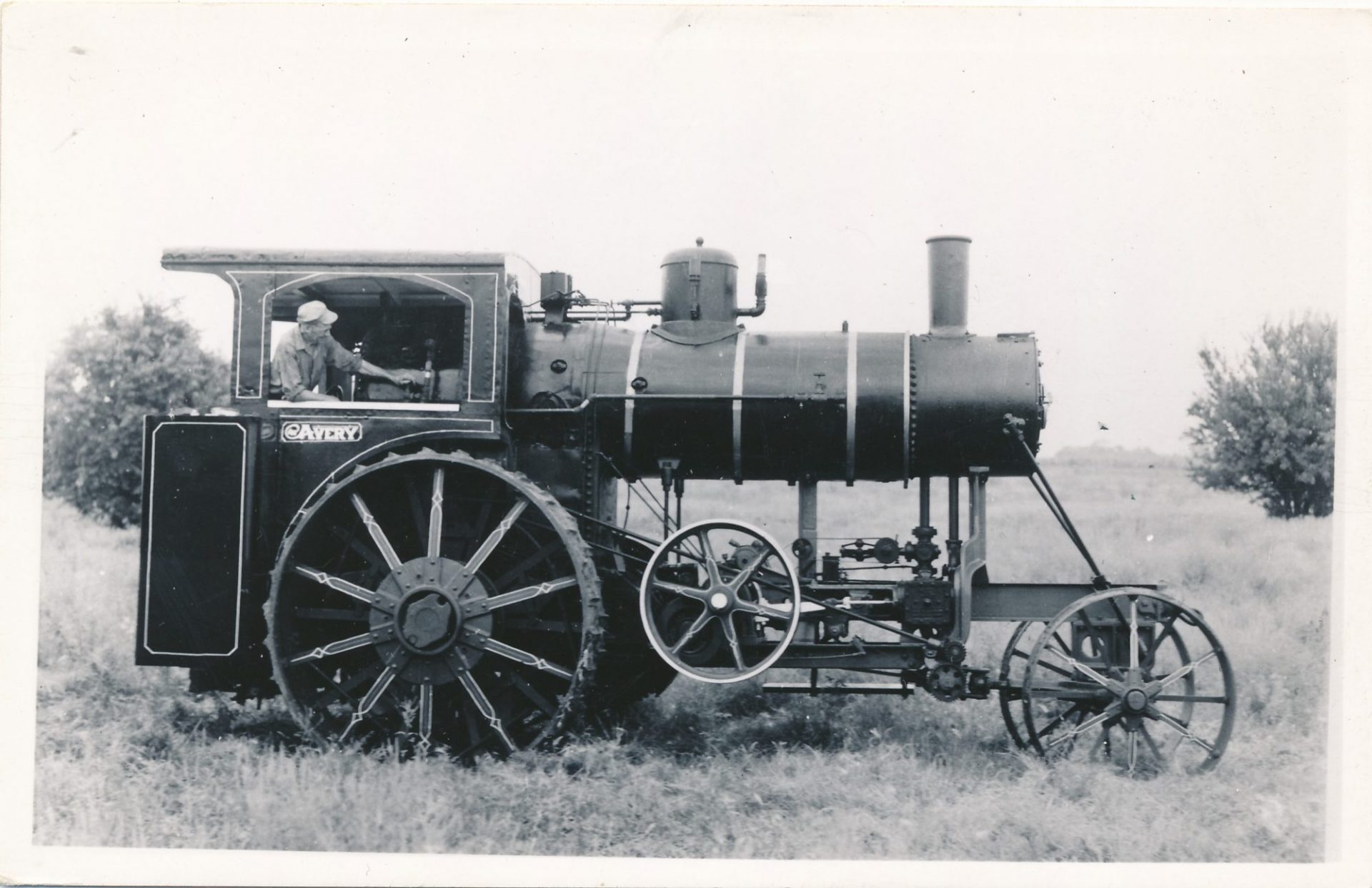 Not Your Average Avery Steam Engine – Classic Tractor Fever TV